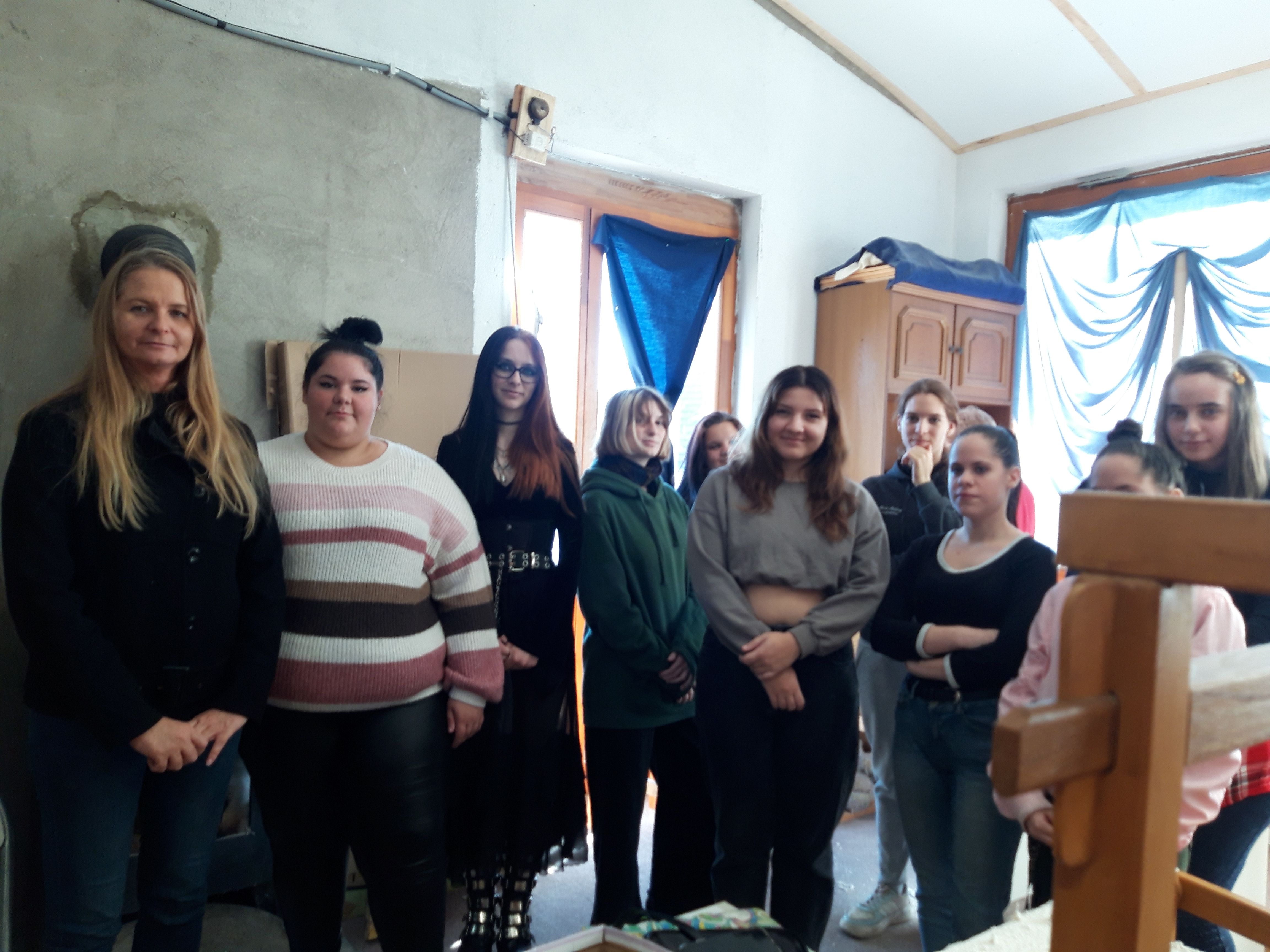 Könnyűipari szakmai kirándulás | Hírek | BARANYA VÁRMEGYEI SZC ANGSTER ...